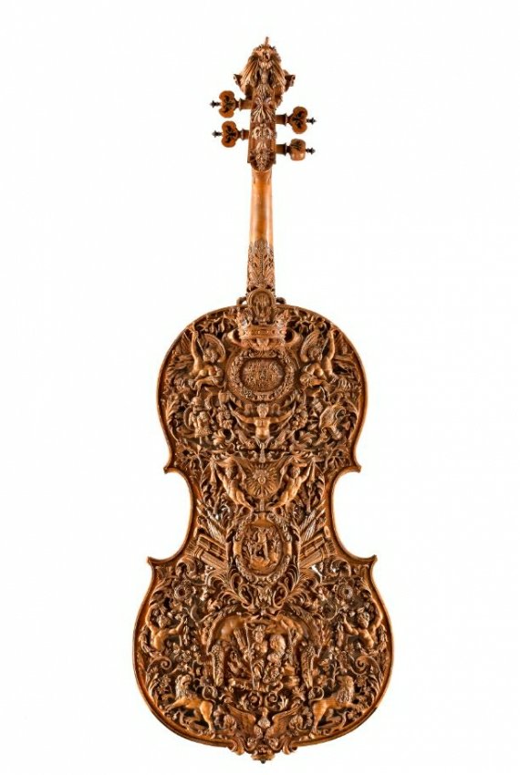 BRIEF HISTORY OF THE VIOLONCELLO – Pier Paolo Maccarrone